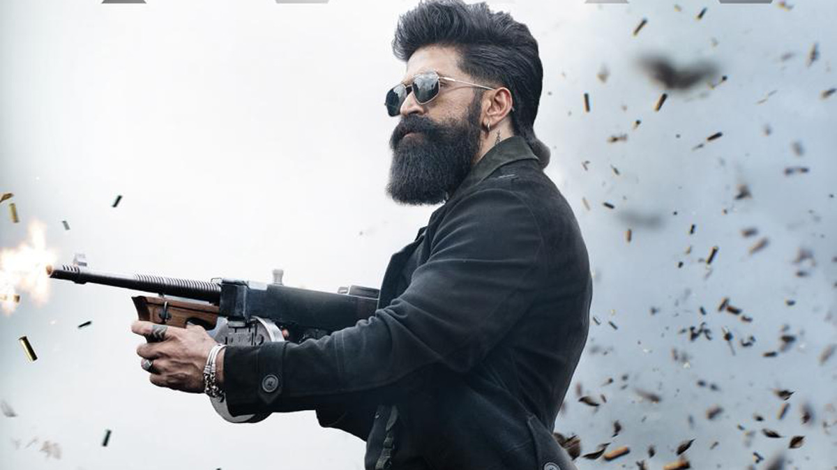 'Toxic' glimpse: Yash as Raya set to explode the environs!